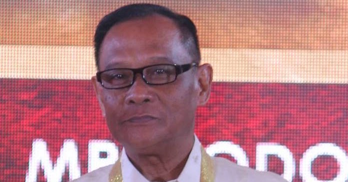 Filipino Librarian: Outstanding Librarian 2016:Rodolfo Y. Tarlit