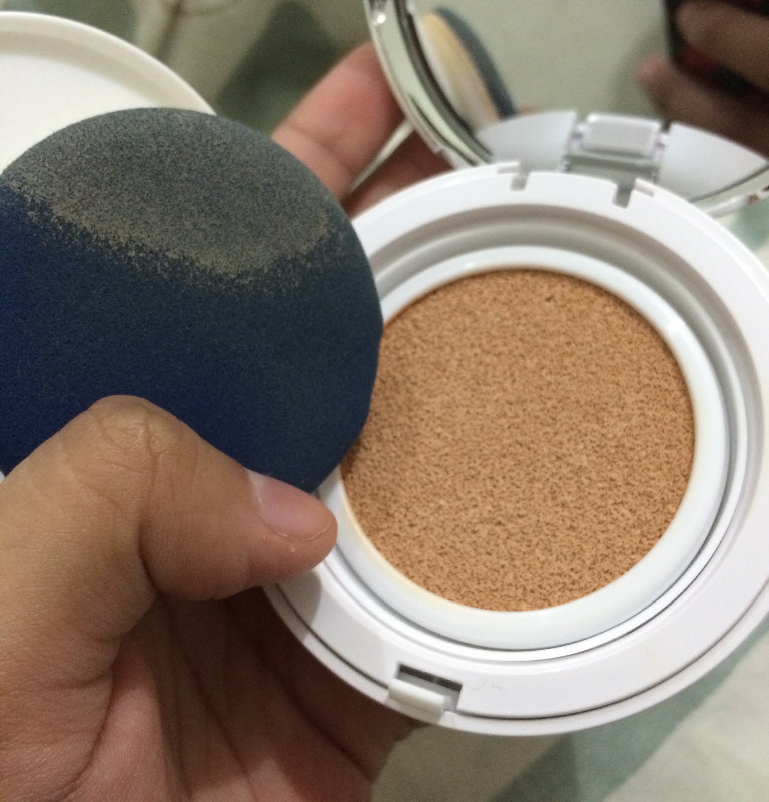 Face Shop's CC Ultra Moist Cushion Review - Dawn's Journal