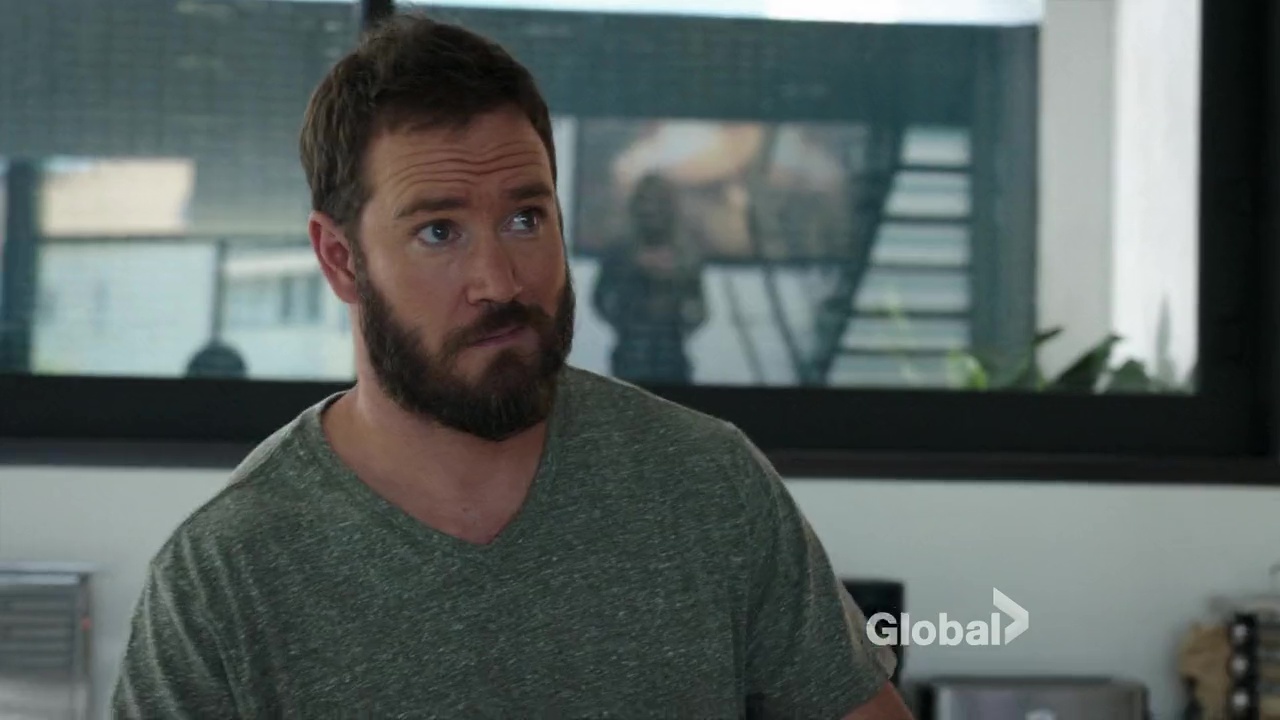 ausCAPS: Mark-Paul Gosselaar shirtless in Pitch 1-03 "Beanball"