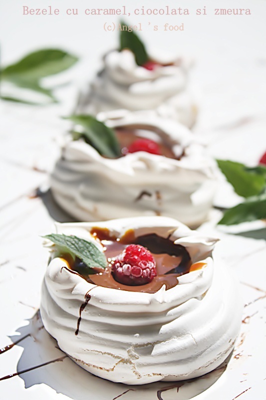 Angel's food: Bezele cu caramel,ciocolata si zmeura