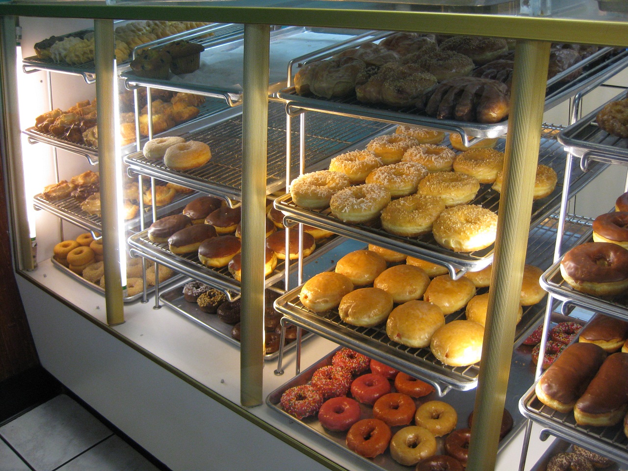 Donut Journey: I loved me some Donuts @ OB Donuts - 84/100