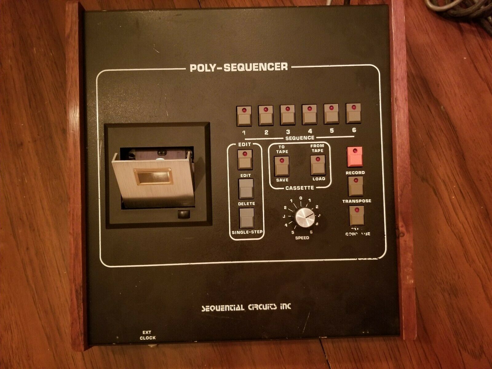 MATRIXSYNTH: Sequential Circuits Poly Sequencer Model 1005