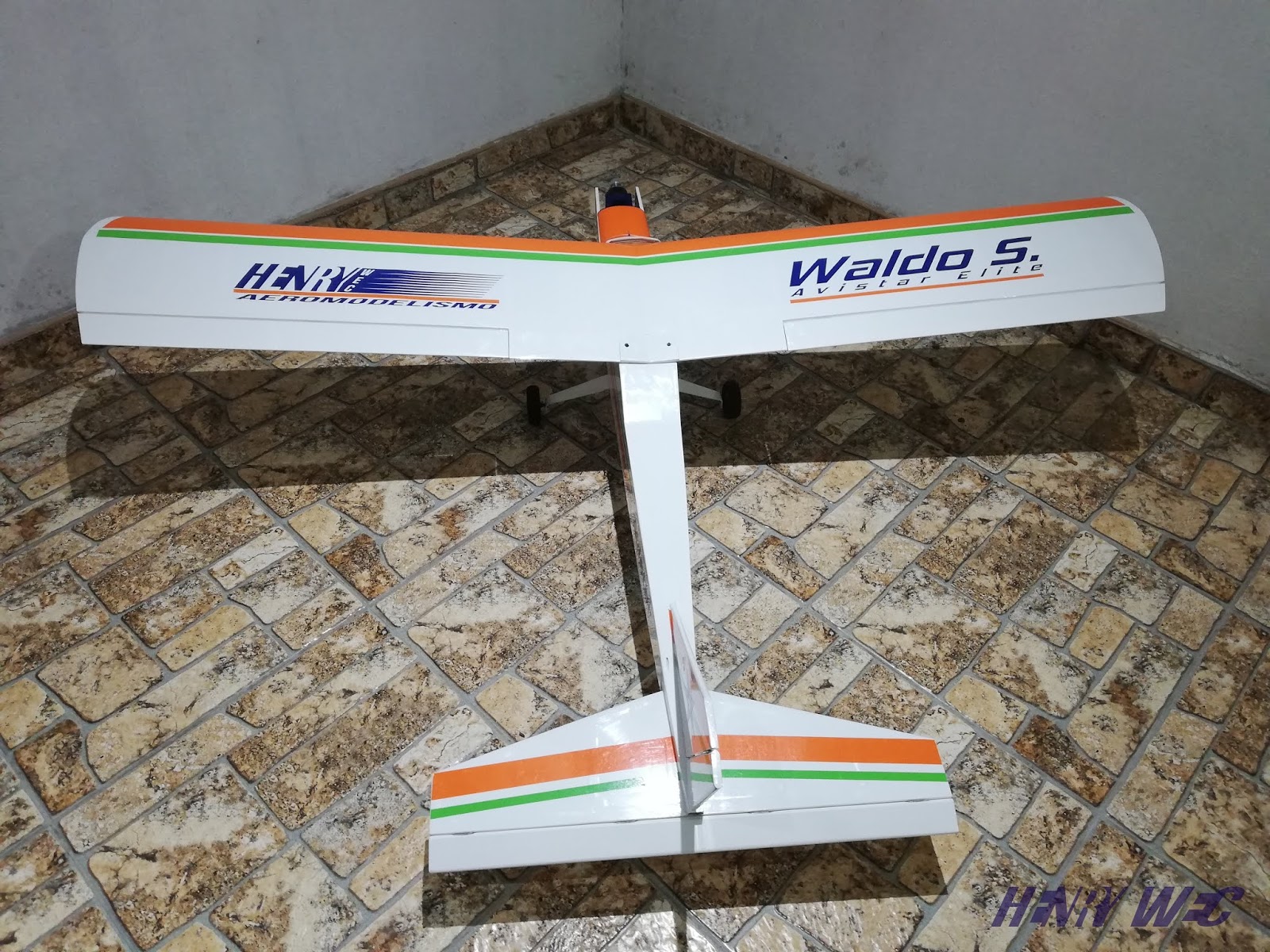 HenryWEC - Aeromodelismo Radiocontrol