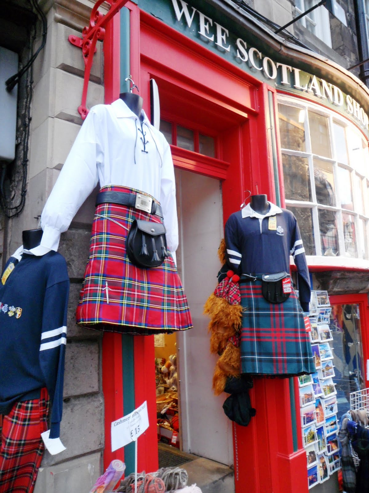 Fashion: Out - In: Edinburgh - Scotland