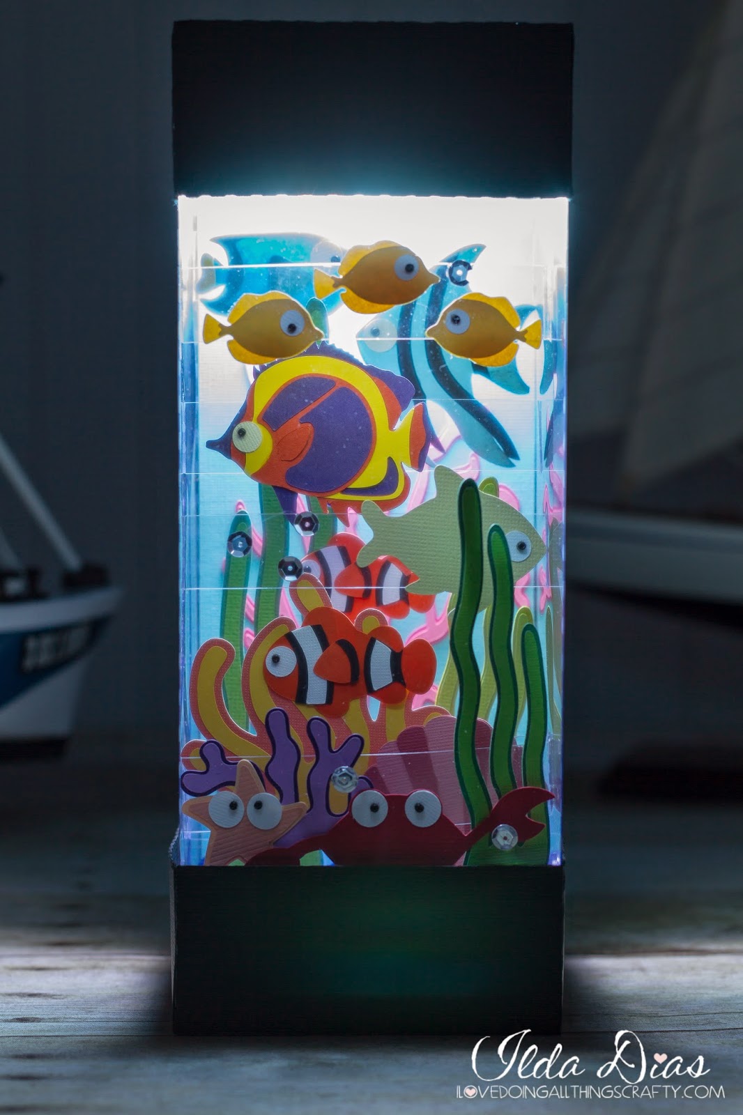 I Love Doing All Things Crafty: Paper Tropical Fish Aquarium