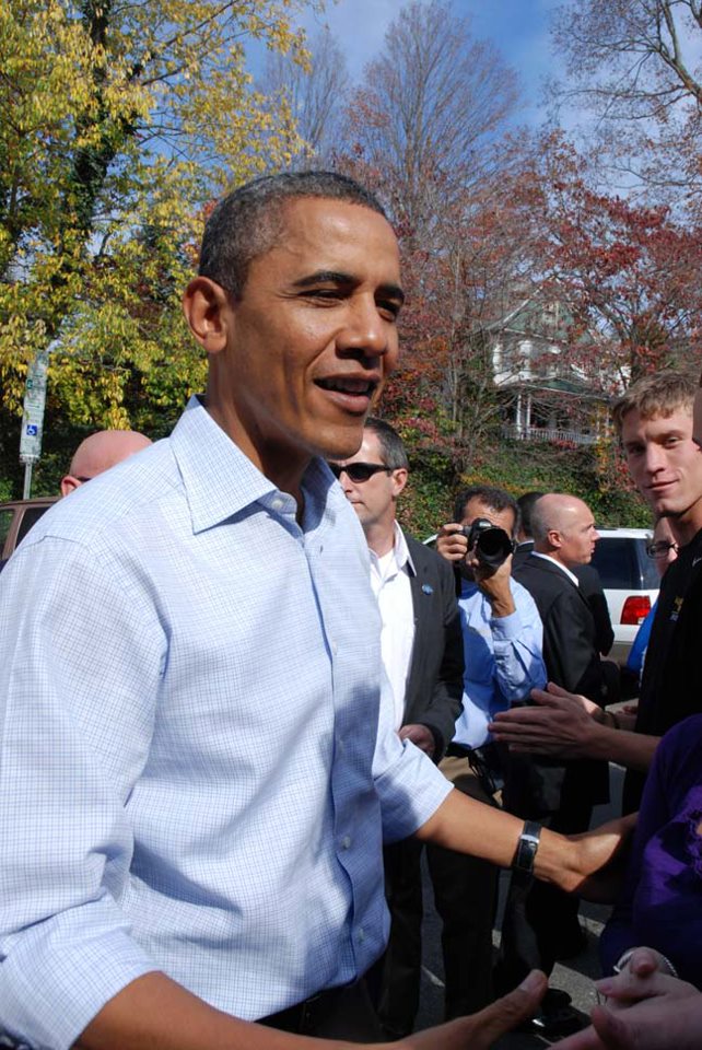 Zoe Nelson -- Artwear: POTUS Bus!