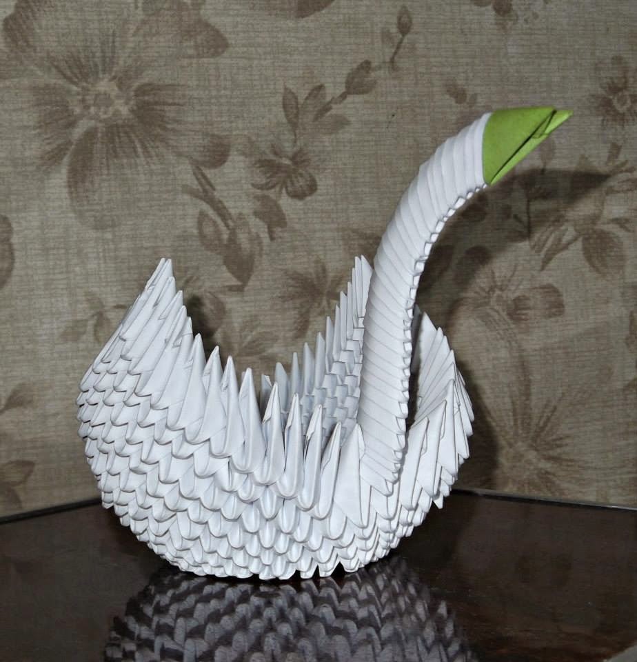 Origami Magic: Beautiful white mini swan