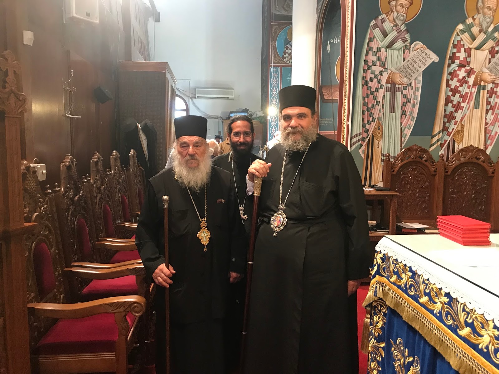 Ιερά Μονή Παναχράντου – Αγίου Παντελεήμονος: Η ΤΙΜΙΑ ΚΑΡΑ ΤΟΥ ΑΓΙΟΥ ...