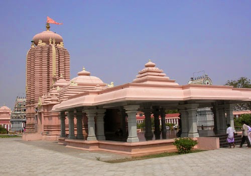 Swami Haridas Giri: Sri Pandurangan temple Thennagur