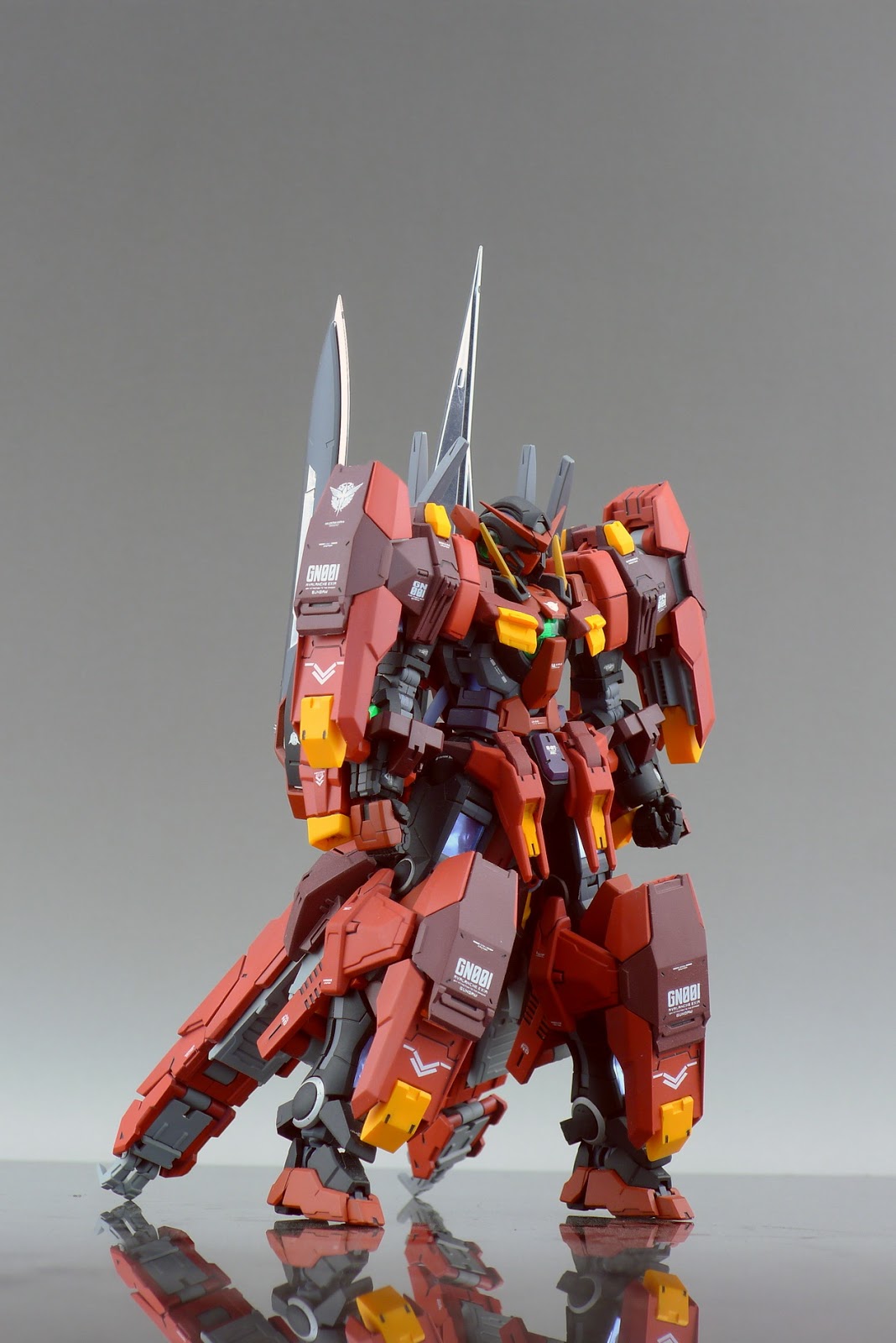 Custom Build: RG 1/144 Gundam Avalanche Exia Astraea Type-F Colors ...