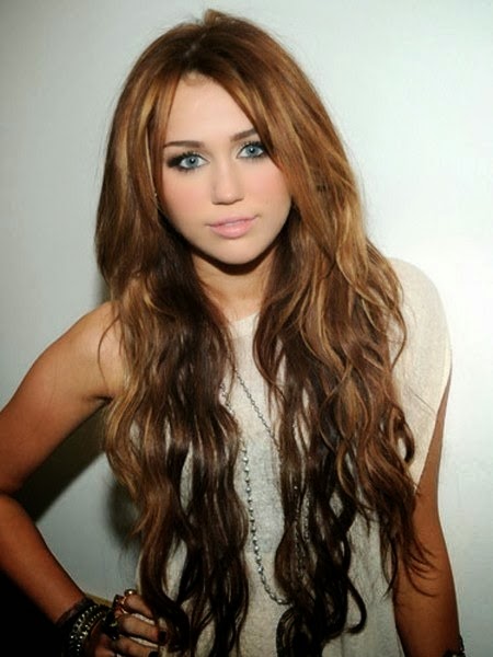 Model Gambar Gaya Rambut Cewek Terbaru - Lucu Pool