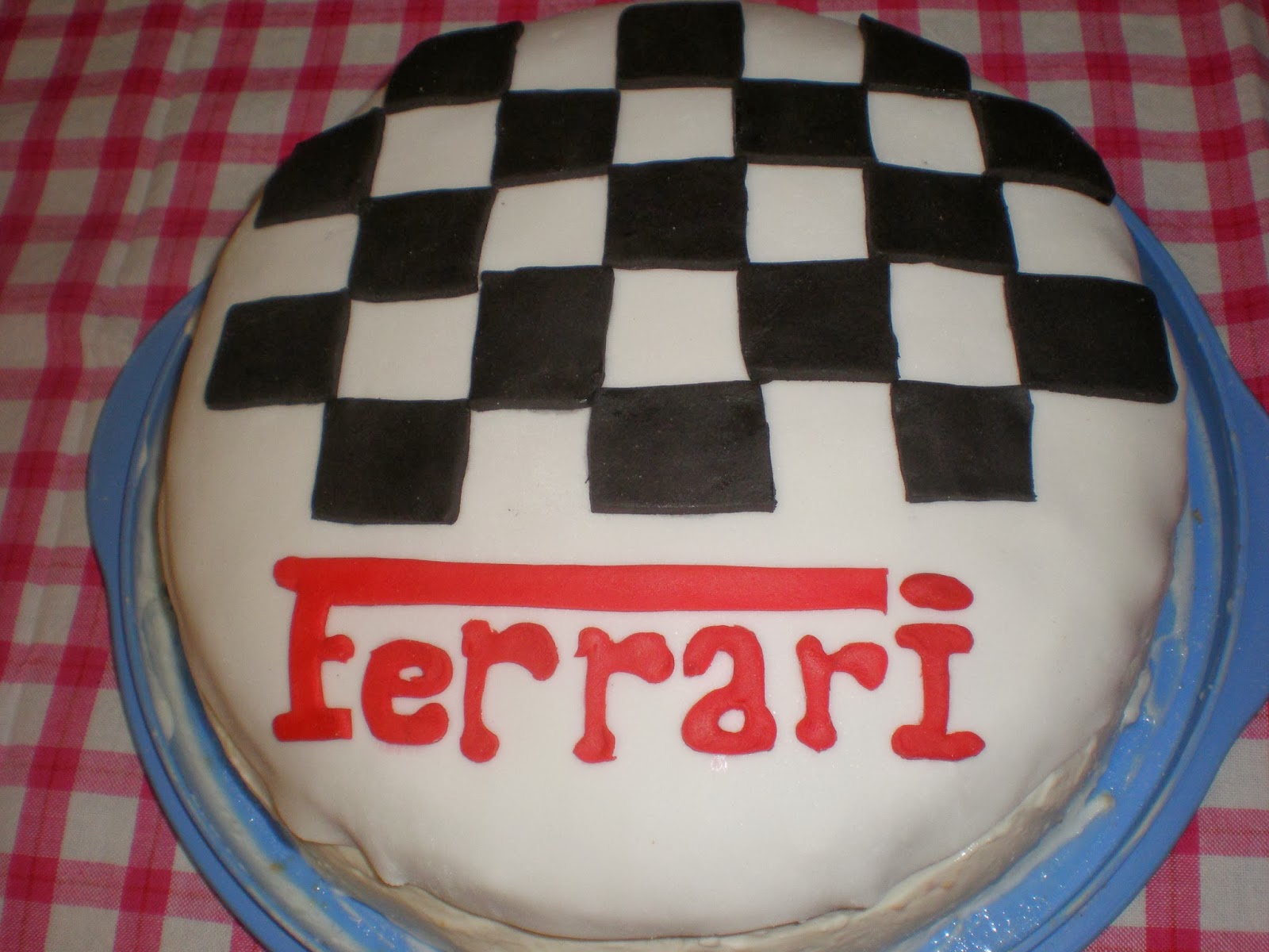 Tarta Ferrari Fondant ~ Genzo en Masterchef