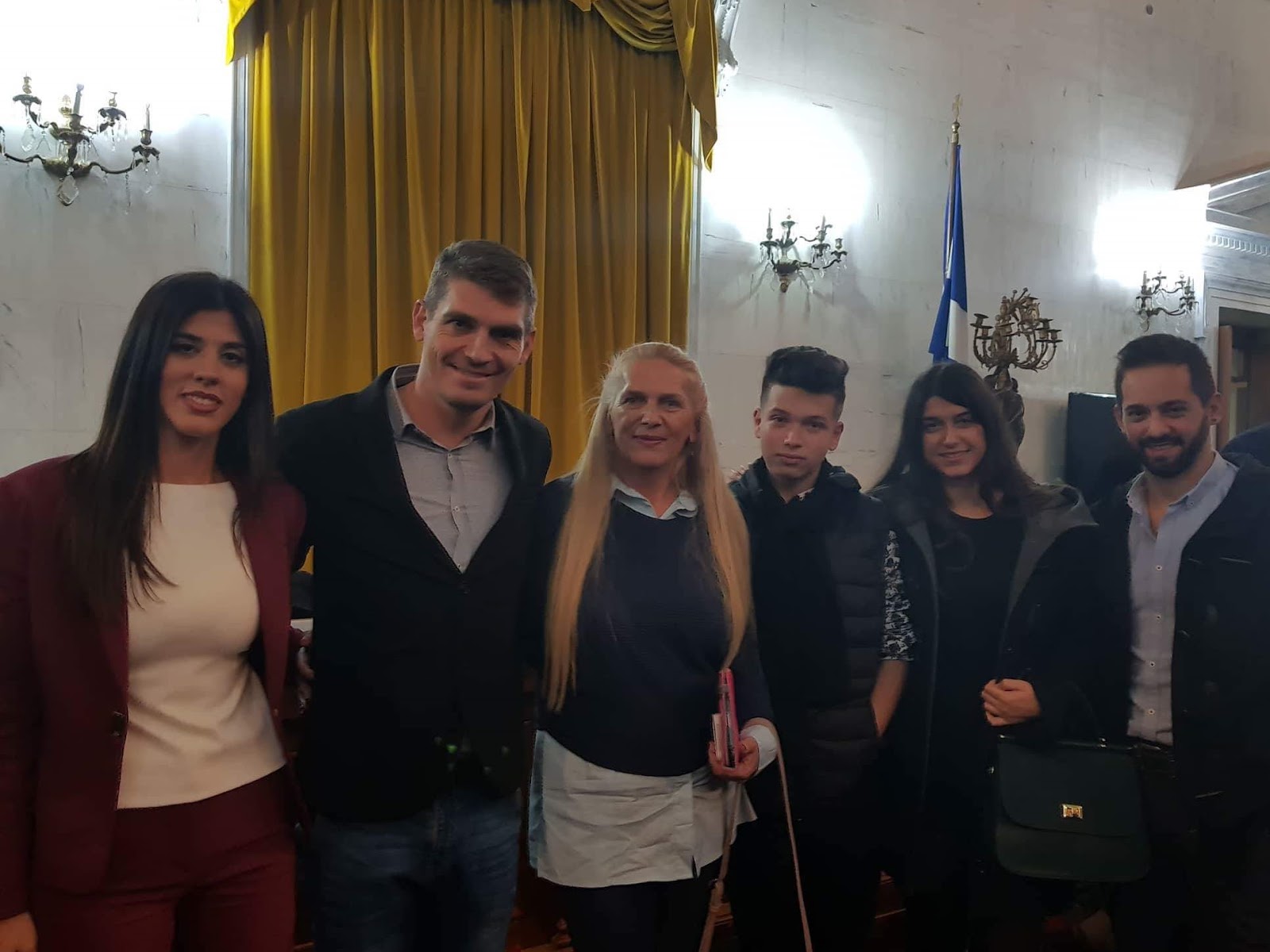 ΚΟΙΝΩΝΙΚΟΙ ΛΕΙΤΟΥΡΓΟΙ ΕΝ....τ@ξη