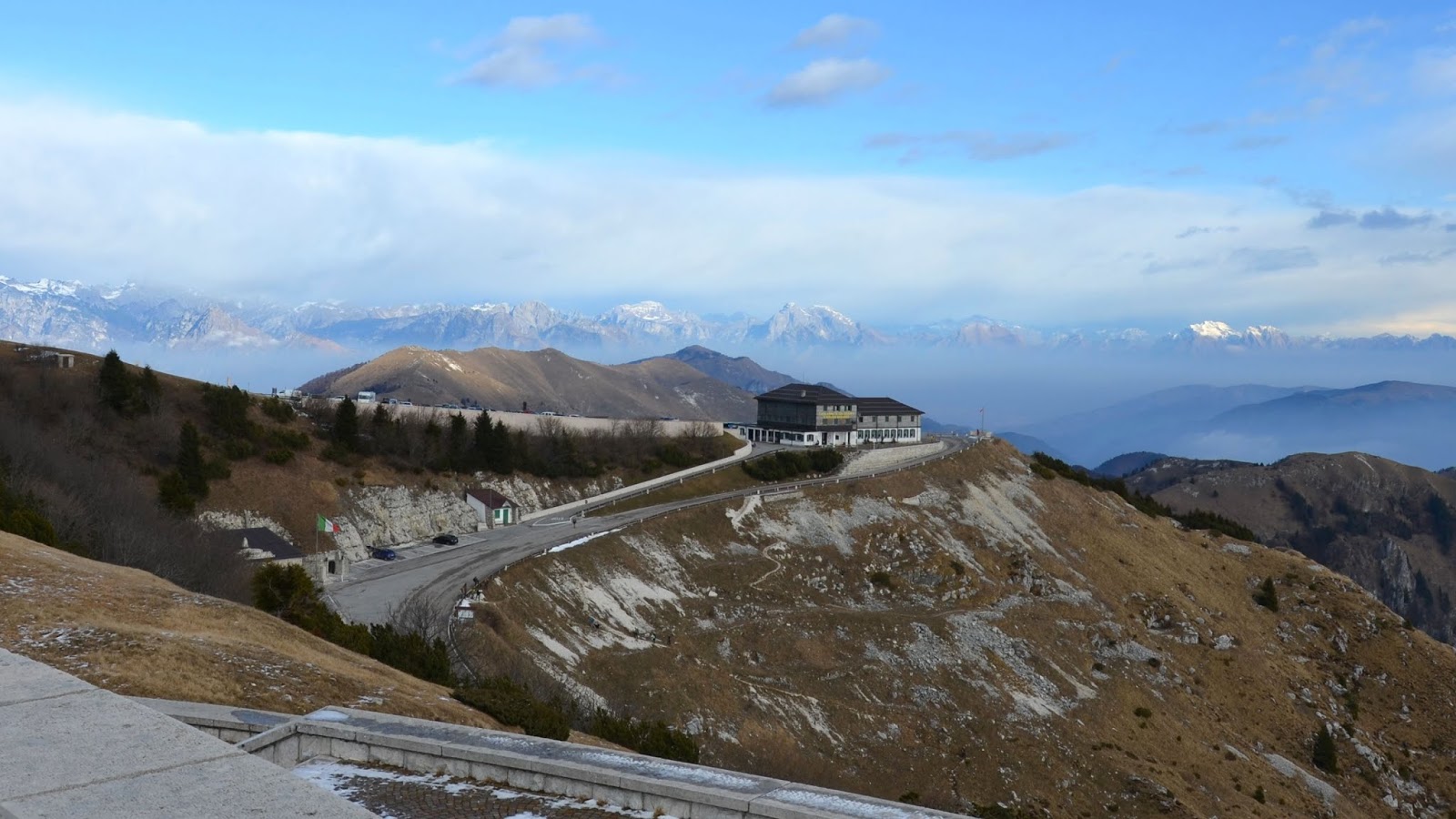 Cima Grappa da Baita Camol, per il sentiero 100. Escursione a Campocroce