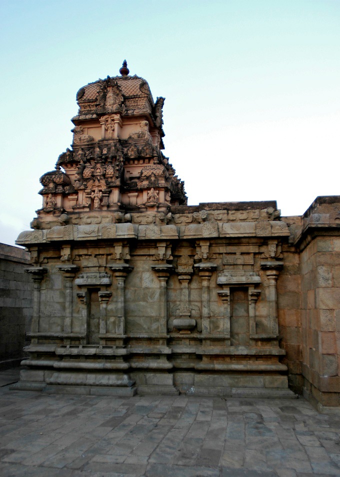 Tamilnadu Tourism: Erumbeeswarar Temple, Thiruverumbur – The Temple