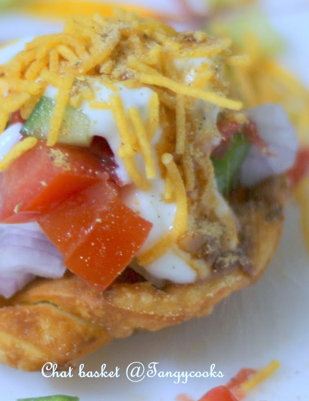 CONCOCTIONS OF A COOKAHOLIC !!!: Chat Basket