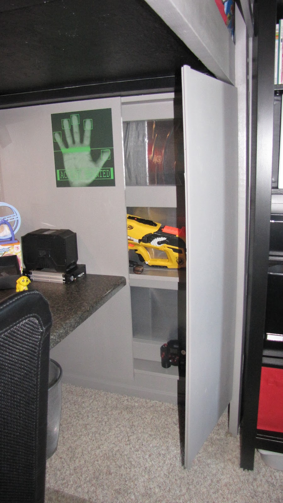 Home Girl Decor: Tween Spy Room