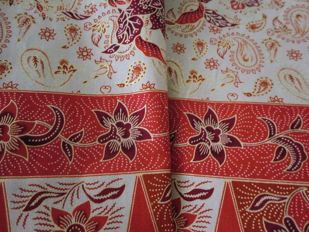 From Japan: Souvenirs from Central Market 2 / Lovely Batik