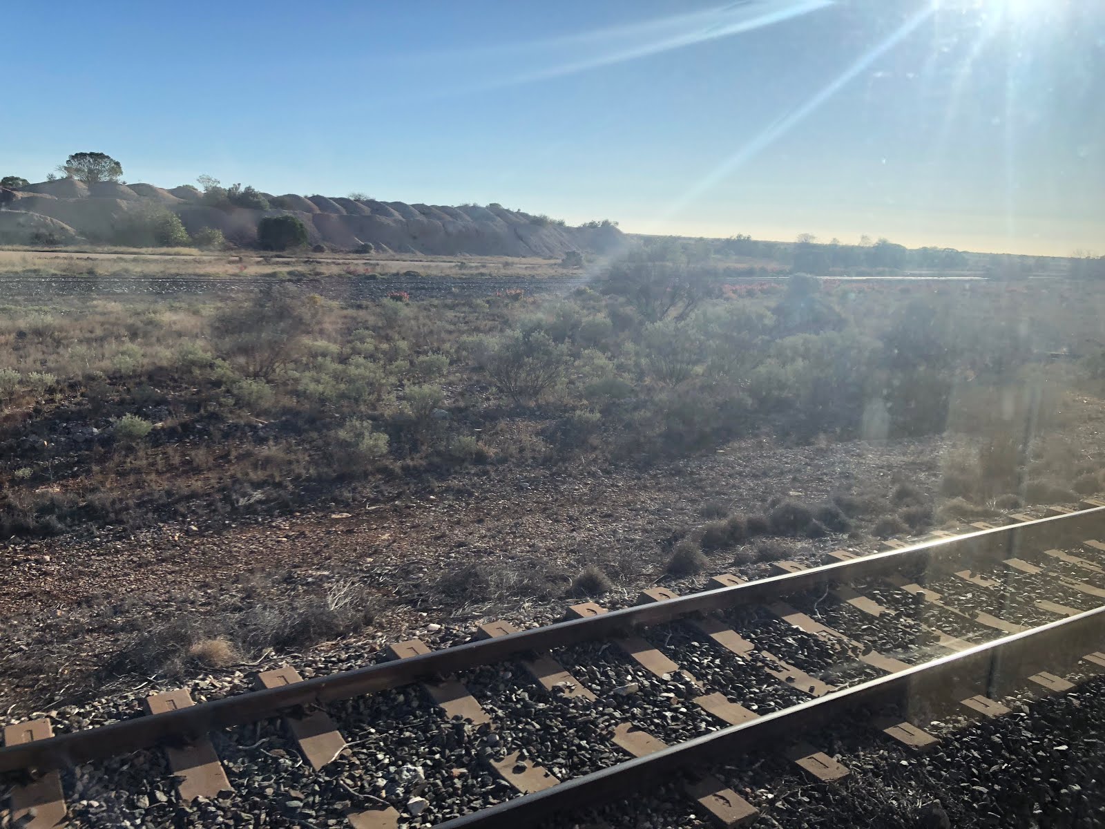 Riding the Indian Pacific Train Day 2 : Breakfast at Rawlinna