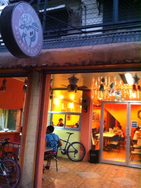 Glutton Anonymous: Blast from the Past: Rap's Steaks