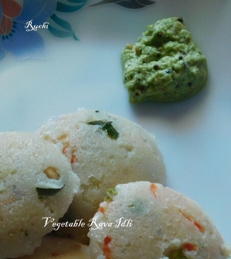 Ruchi: Vegetable Rava Idli