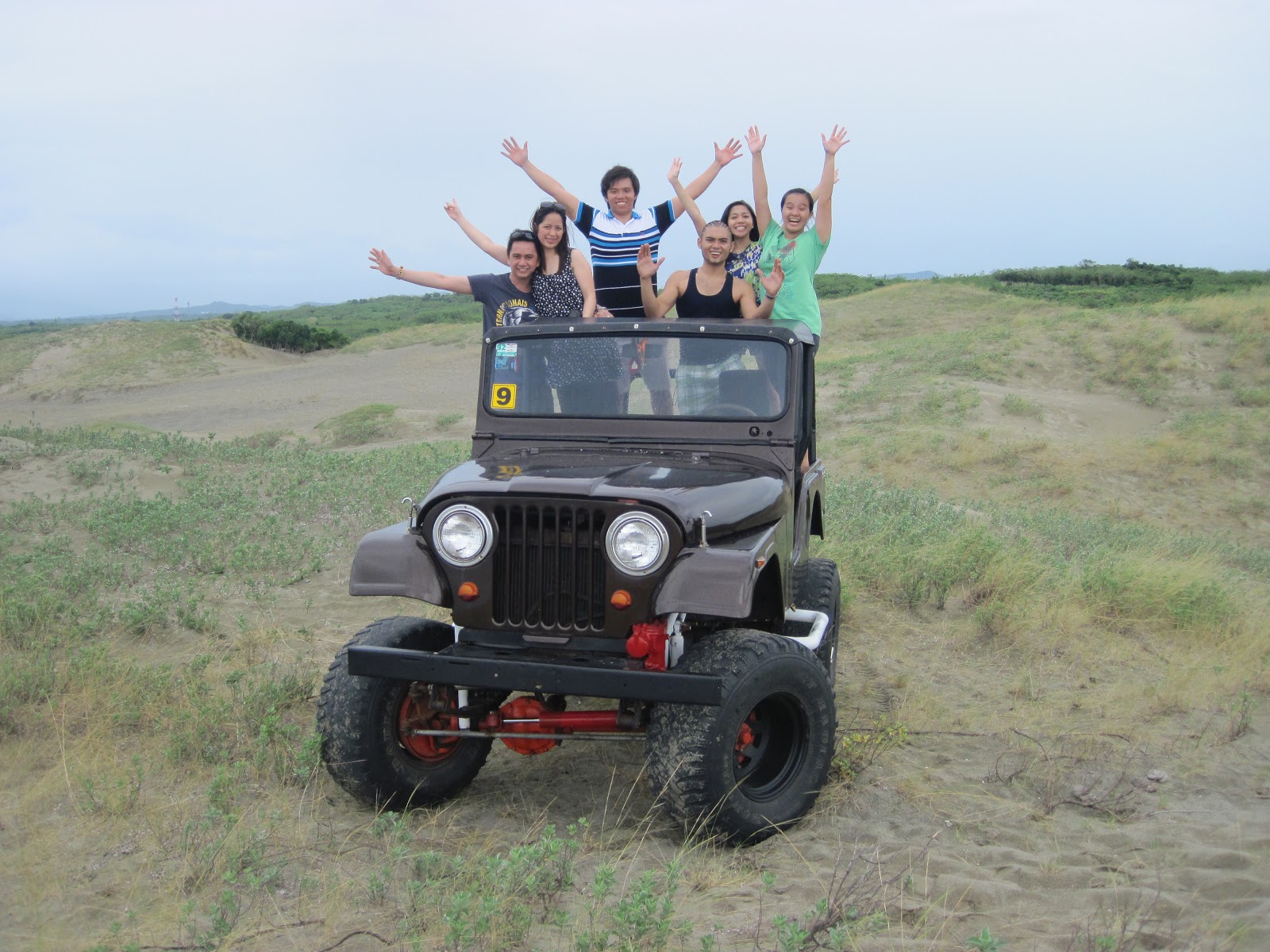 Chingky Quijano ♥: Paoay Sand Dunes: 4x4 ride & Sand boarding
