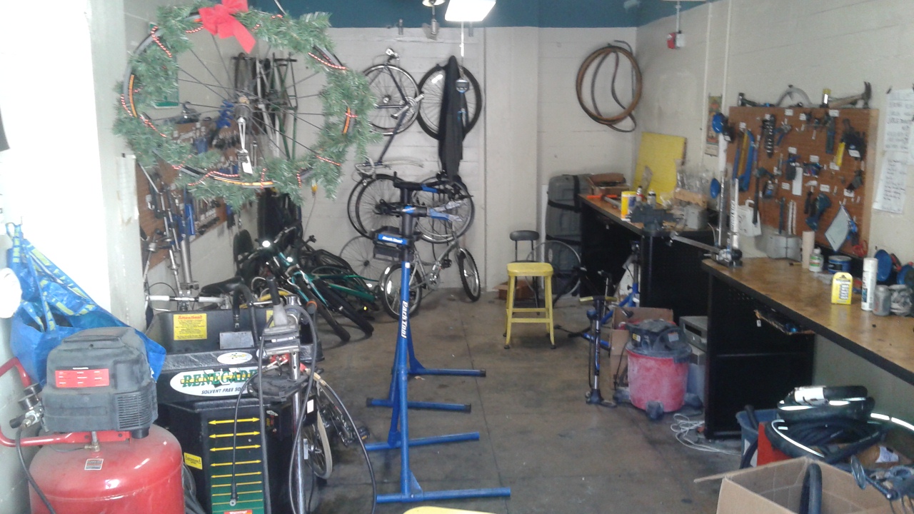 CALTECH BIKE LAB: Shop Info / Location