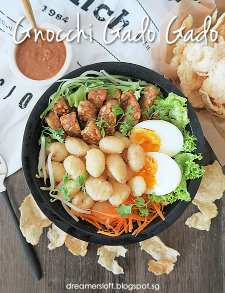 DreamersLoft: Gnocchi Gado Gado with Peanut Sauce