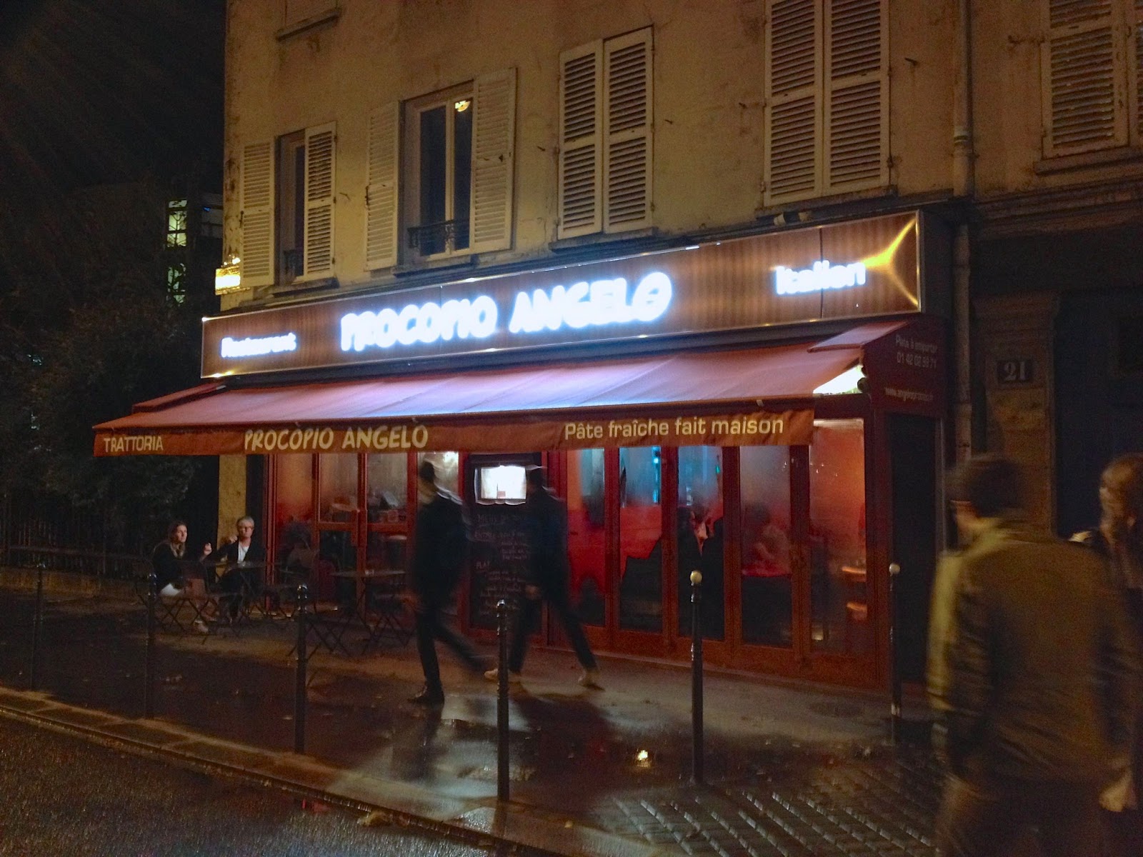 not drinking poison in paris: May 2013