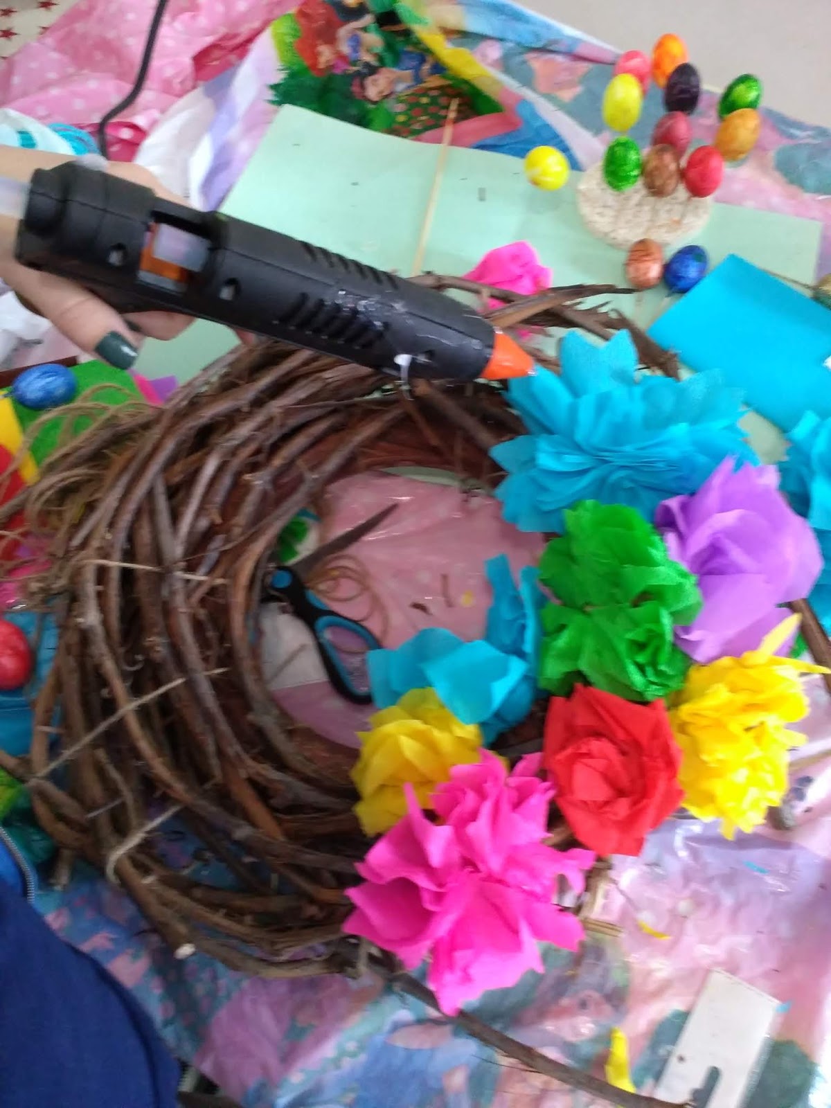 Κορίτσι Μάλαμα: DIY πασχαλινό στεφάνι!