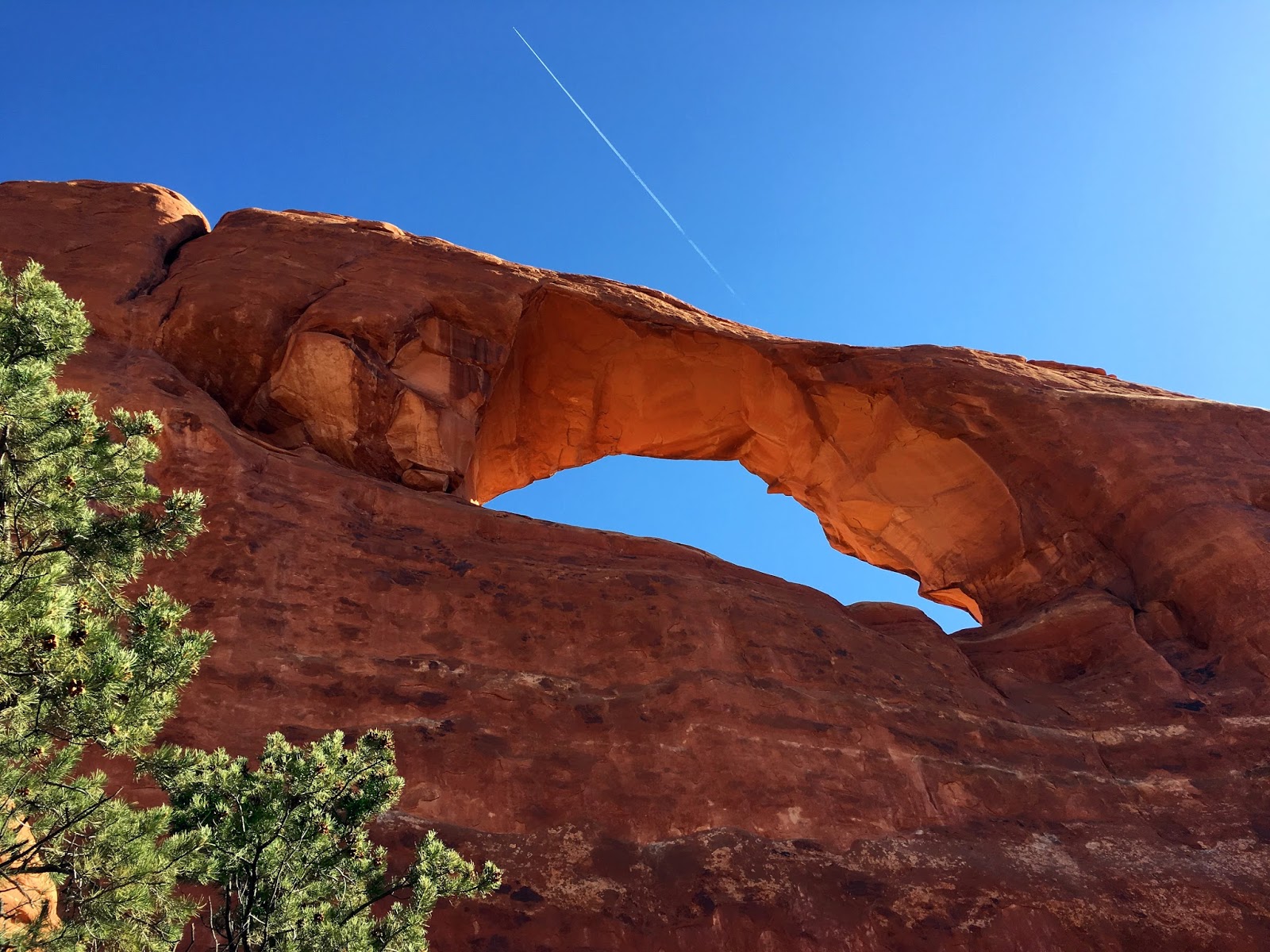 Yellow Van Travels: A Family Travel Blog: Skyline Arch Hike in Arches ...