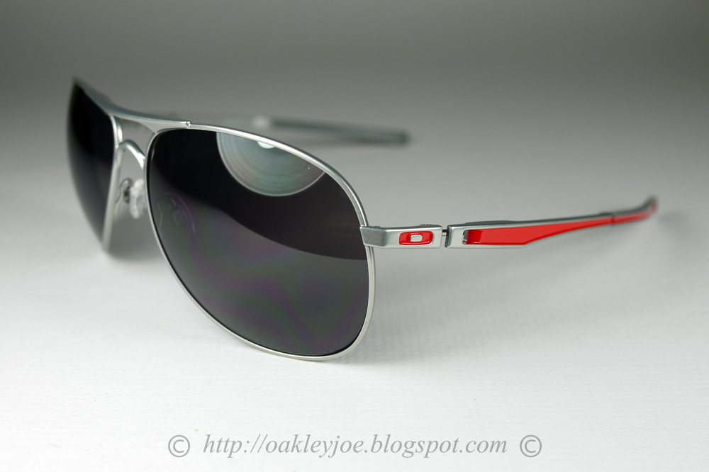 Singapore Oakley Joe's Collection SG: Ducati Edition