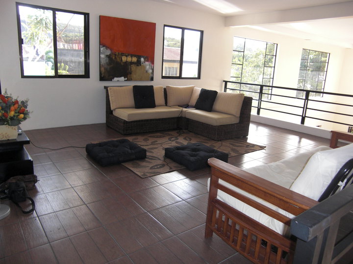 VILLA ADELA Private pool in Pansol Laguna: VILLA STA MARIA Private Pool ...