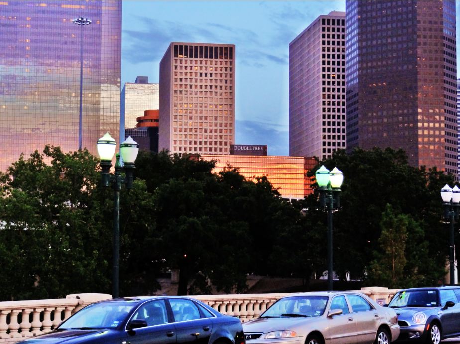 Houston in Pics: Skyline at Dusk and at Night - Downtown Houston