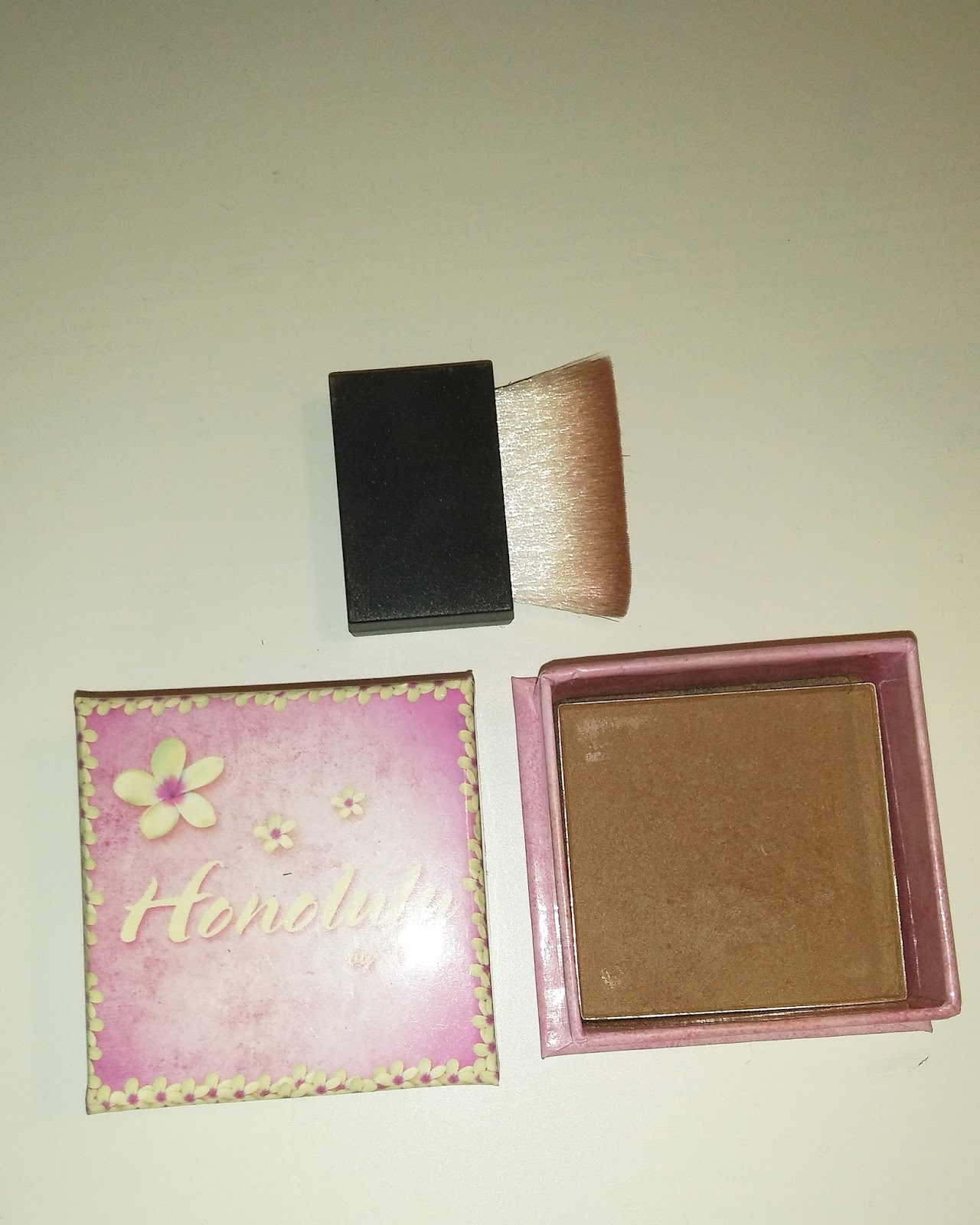 Review: W7 Honolulu bronzer. - MyNonBoringWorld