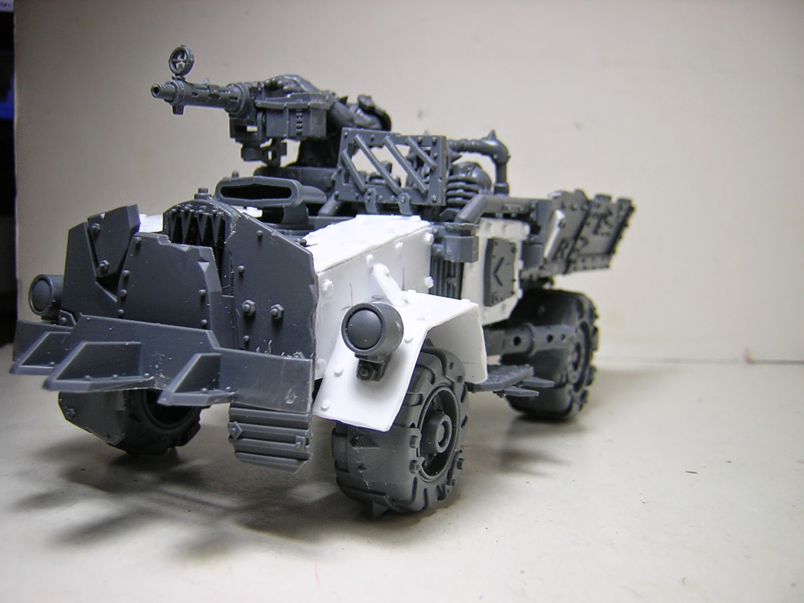 Warhammer 40k Orks (and more): Quick update: Custom Ork Trukk #2 ...
