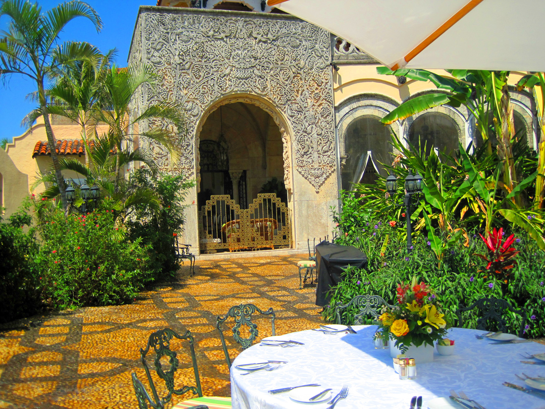 A Rolling Crone: Lunch at Mar-a-Lago with The Donald