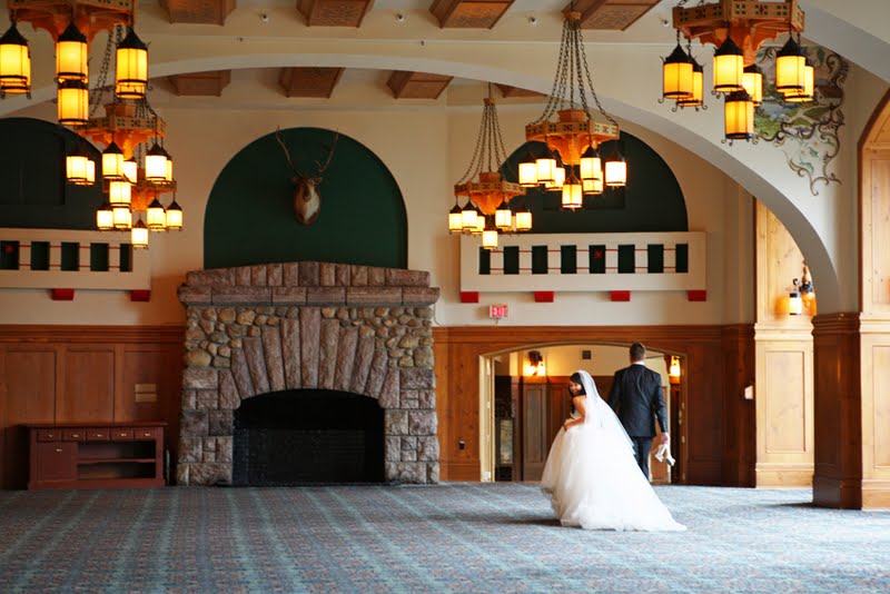 Alpine Peak Photography: Lake Louise Photographer - Lisa & Levi ...