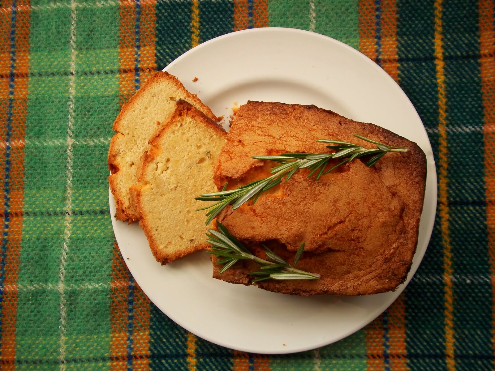 Idle Bakes: Nigella's Rosemary Madeira Loaf