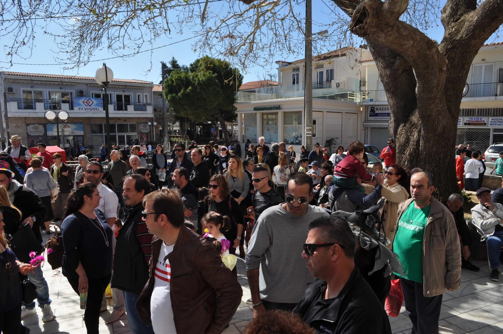 ΠΑΡΕΛΑΣΗ ΚΑΡΝΑΒΑΛΙΣΤΩΝ 10/3/2019 (φώτο) - Polydendri.Report