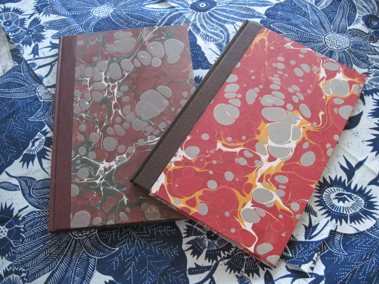 The Thrifty Mom: Hand made books!
