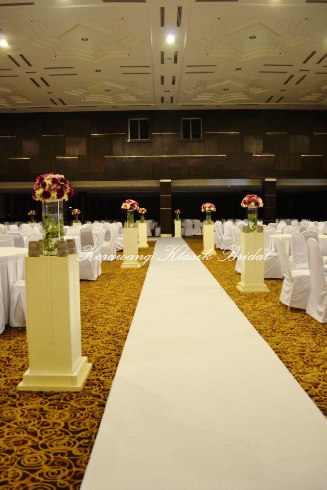Kerawang Klasik: Dekorasi Meja Pengantin dan Hiasan Dewan untuk Majlis ...