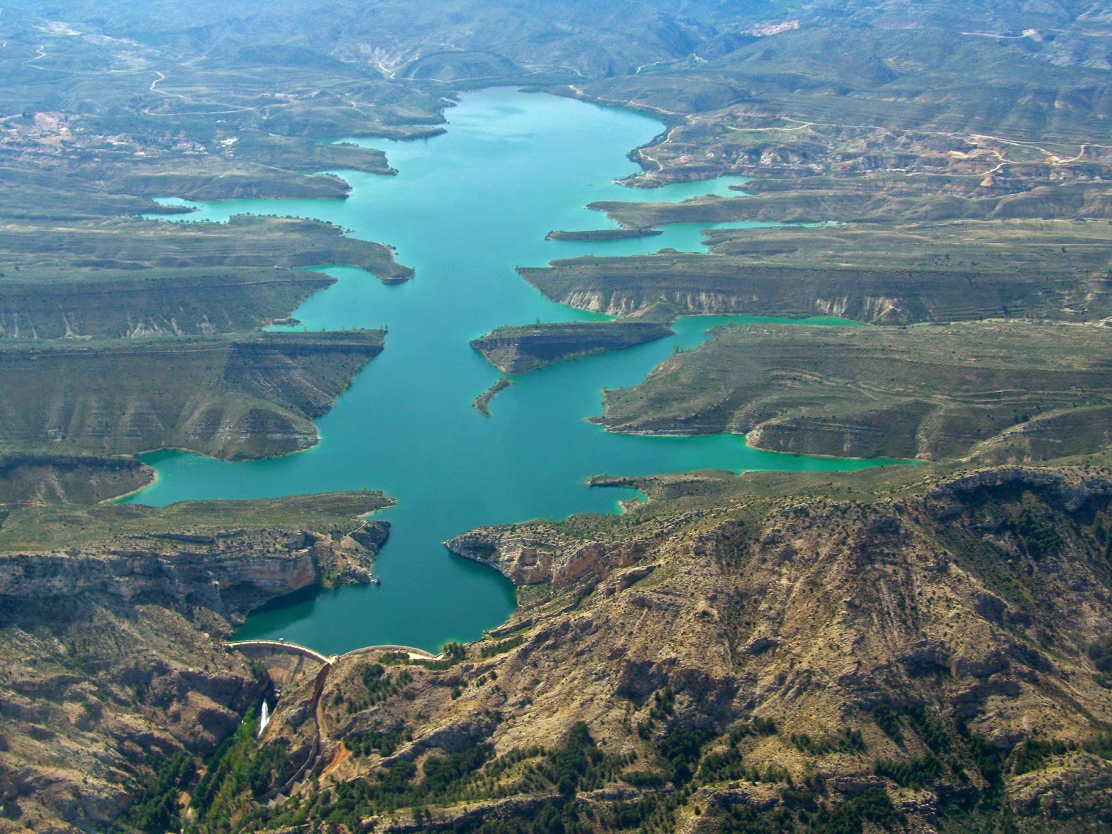 Valdecara: El pantano de cueva foradada