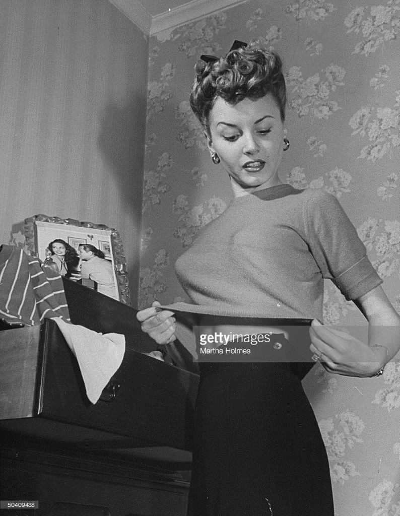 Slice of Cheesecake: Janet Blair, pictorial