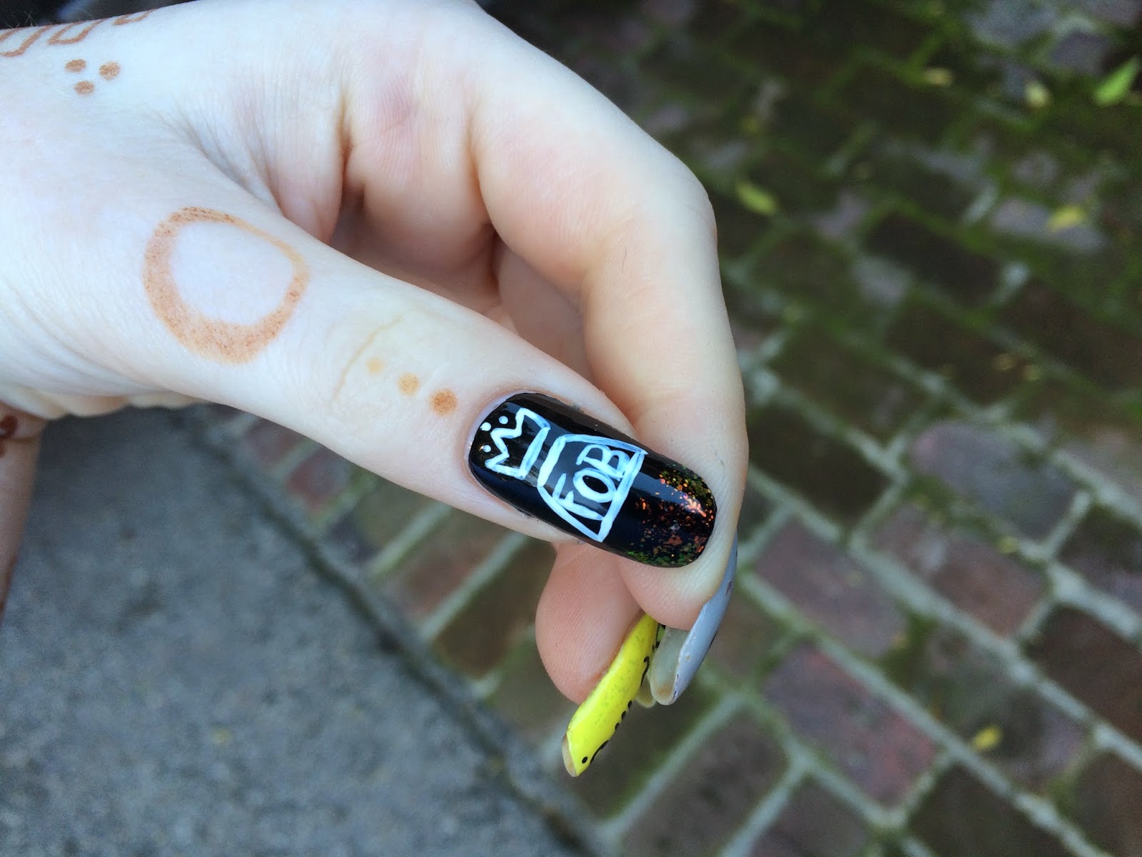 WeeklyWackyNails: Band Logo Nail Art