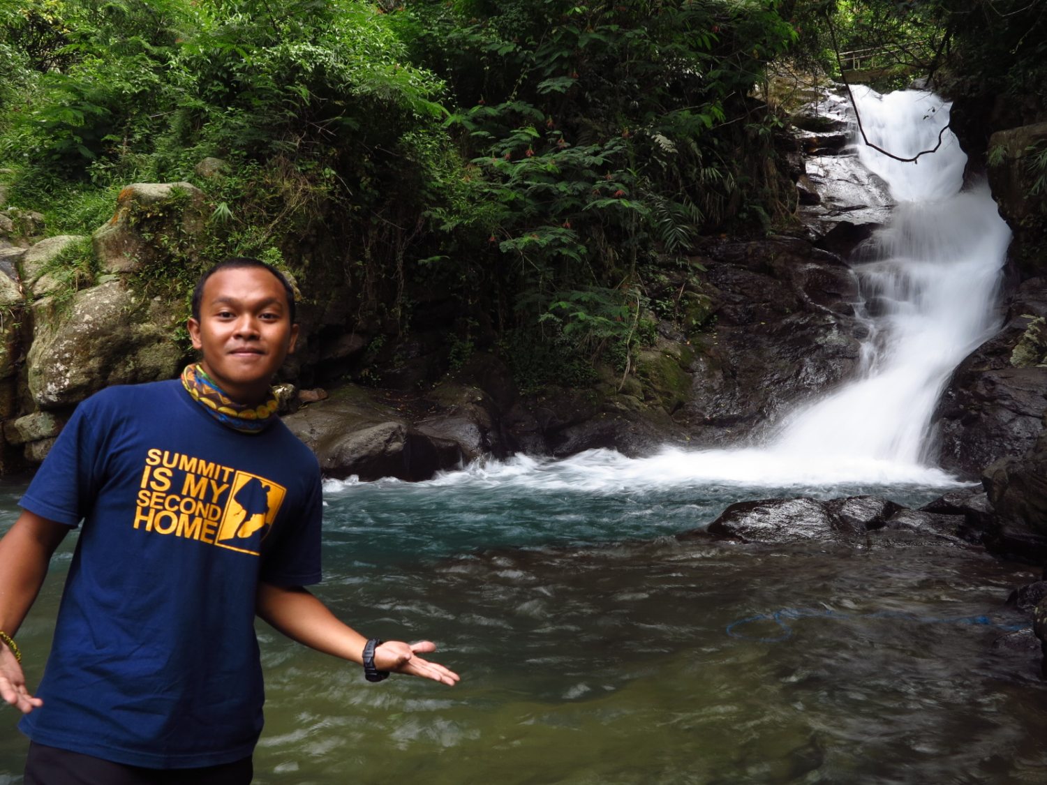 Curug Panjang dan Curug Bulao : Wisata Alternatif di Puncak Bogor