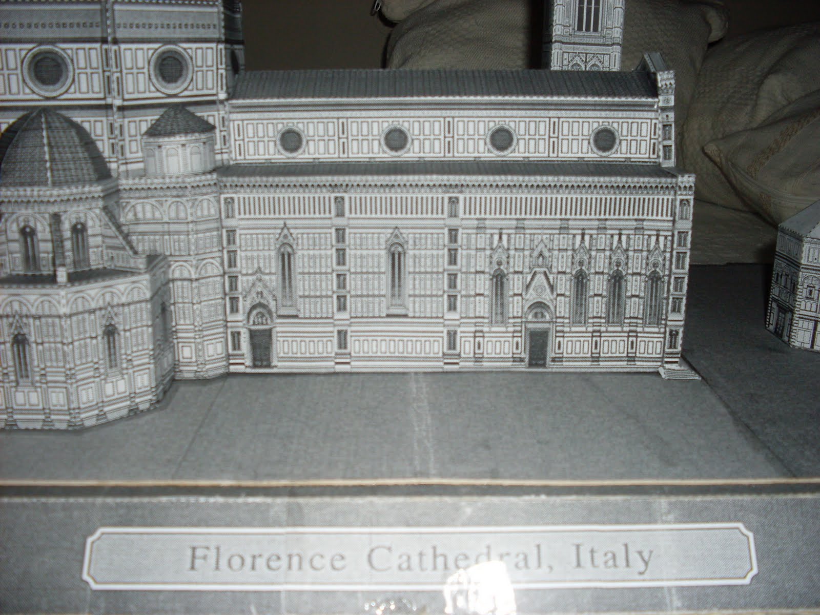 BLOG DO VÉIO ARTE EM PAPEL - PAPER MODEL E PAPER CRAFT: Catedral de ...