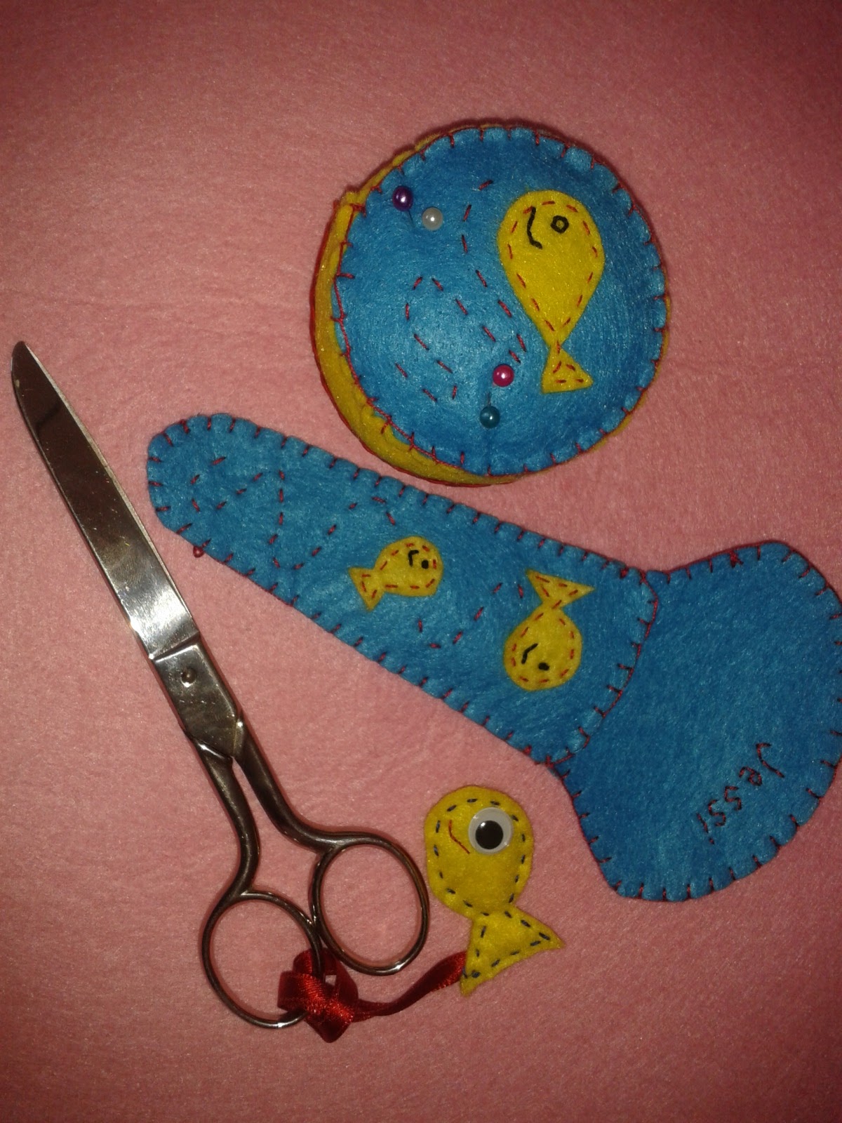 Cositas y Cosotas de Fresinata: Conjuntos de fieltro para la costura!