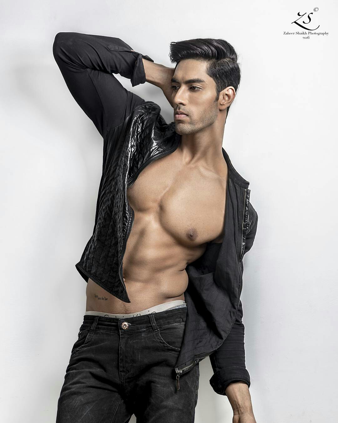 Shirtless Bollywood Men Indian Male Model In His Briefs And Underwear