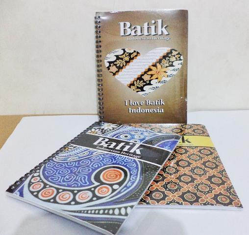 Buku Batik & Buku Wayang: 2013